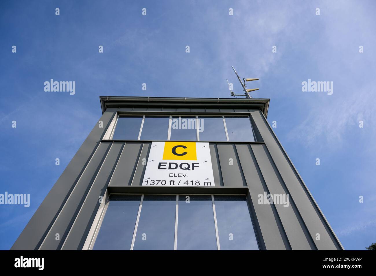 Sky tower flying experience hi-res stock photography and images - Alamy