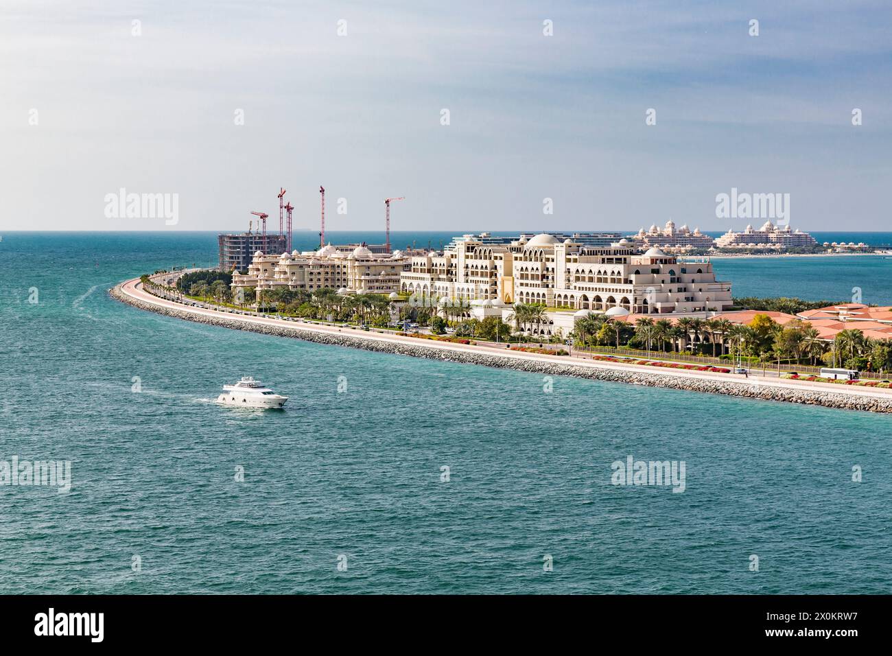 Jumeirah Zabeel Saray, Ottoman Palace, luxury hotel, Palm Jumeirah ...