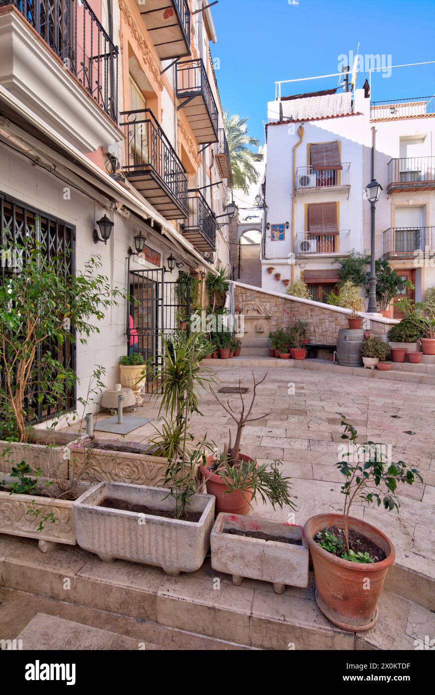 St. Cruz district, house facade, old town, architecture, city tour ...