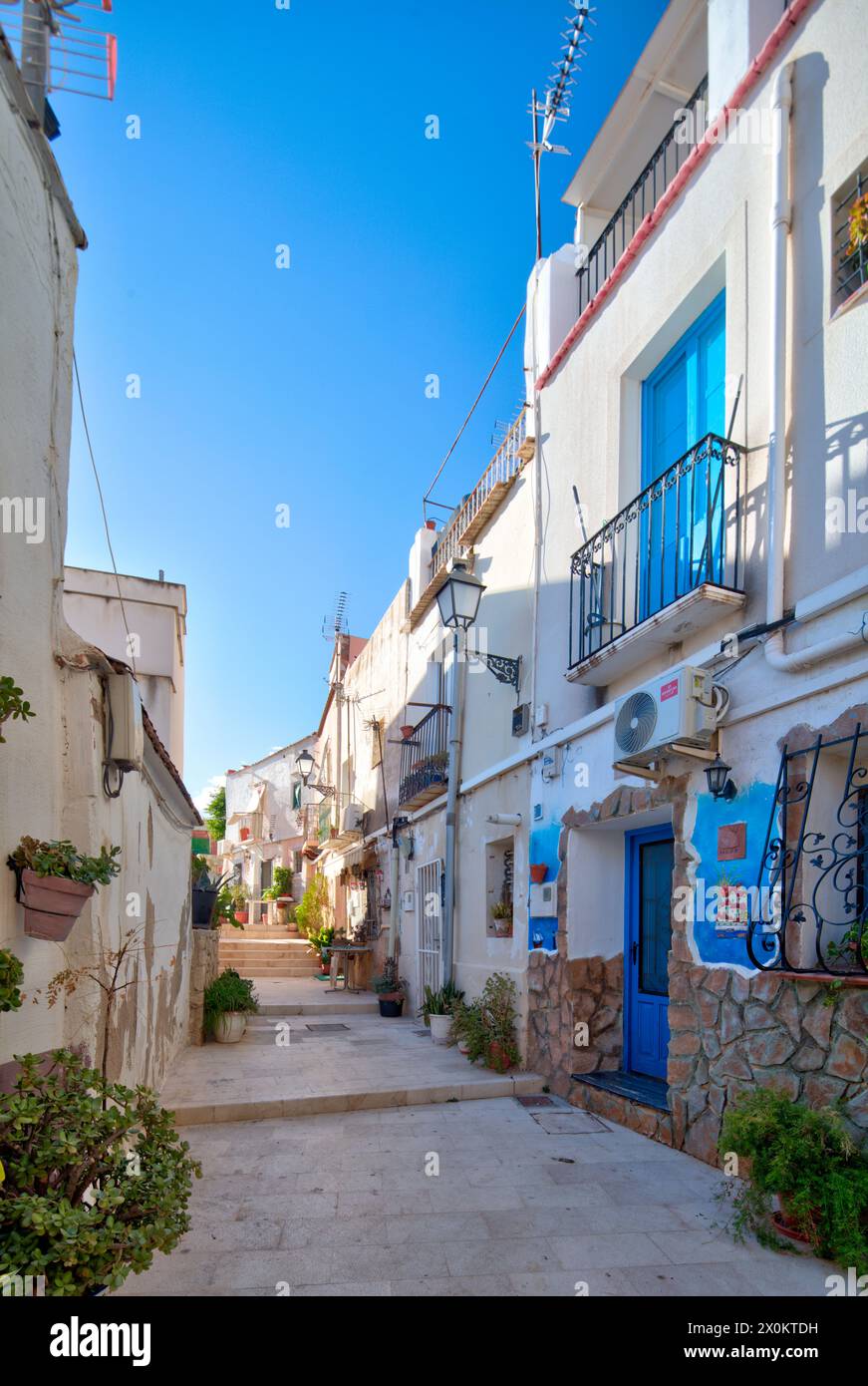 St. Cruz district, house facade, old town, architecture, city tour ...