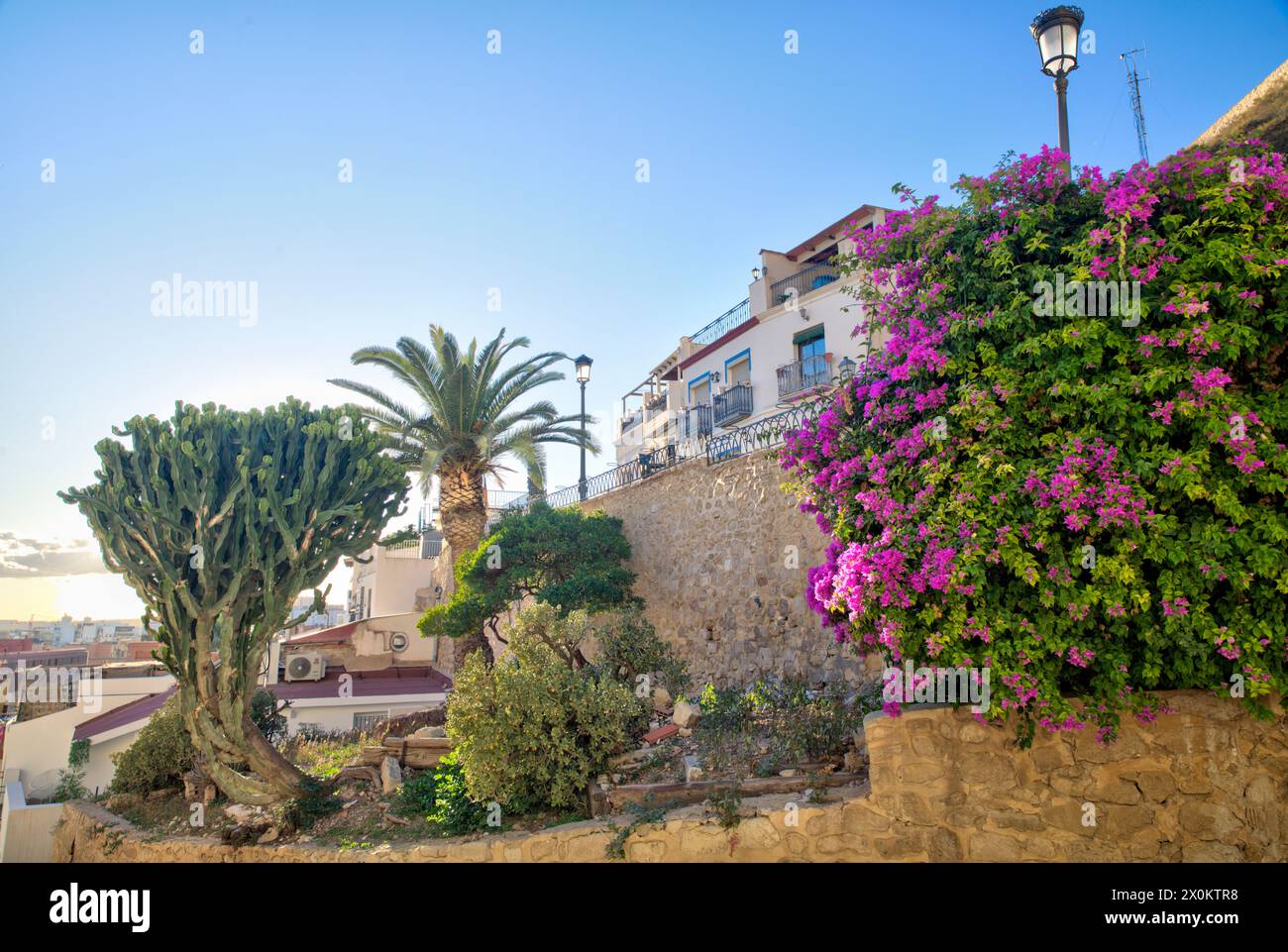 St. Cruz district, house facade, old town, architecture, city tour ...