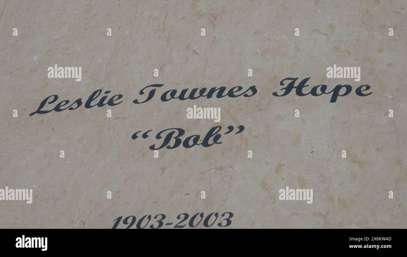 Mission Hills, Los Angeles, California, USA 11th April 2024 Entertainer ...