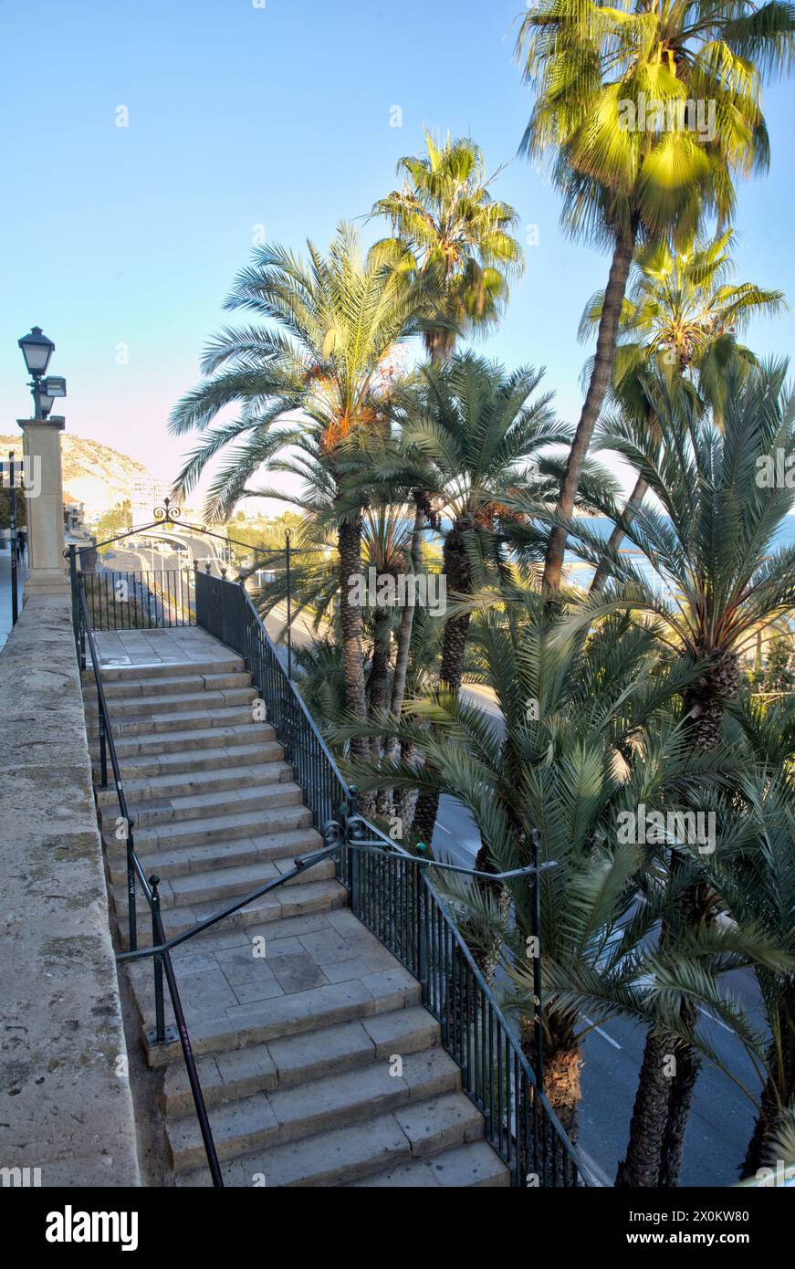 Stairs to Playa del Postiguet, Raval Roig, fishermen's quarter, old ...