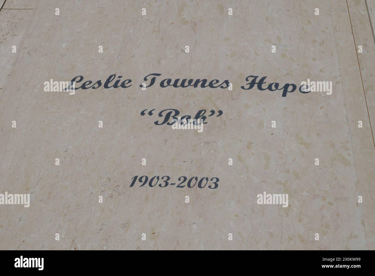 Mission Hills, Los Angeles, California, USA 11th April 2024 Entertainer ...