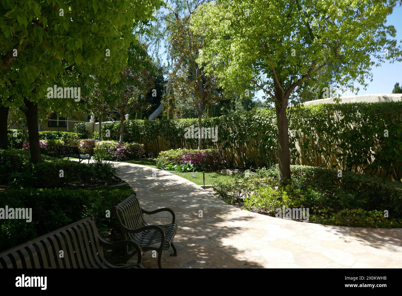 Mission Hills, Los Angeles, California, USA 11th April 2024 Entertainer ...