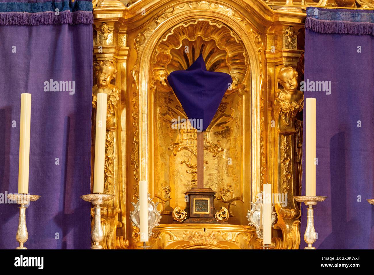 Bavaria, veiled cross, purple color, Easter, Raitenhaslach Stock Photo ...