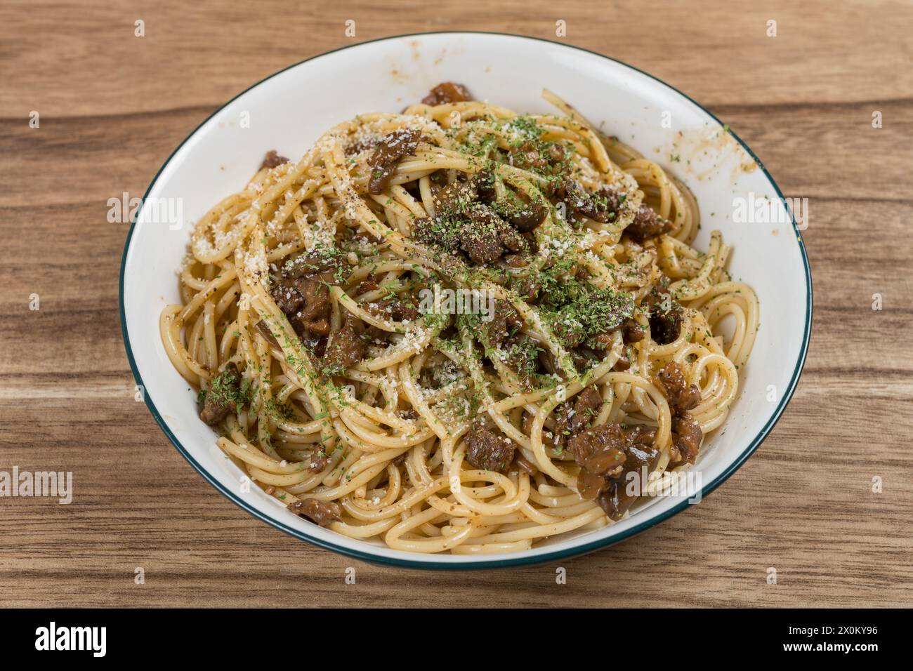 angle view black pepper beef fillet spaghetti at horizontal composition ...