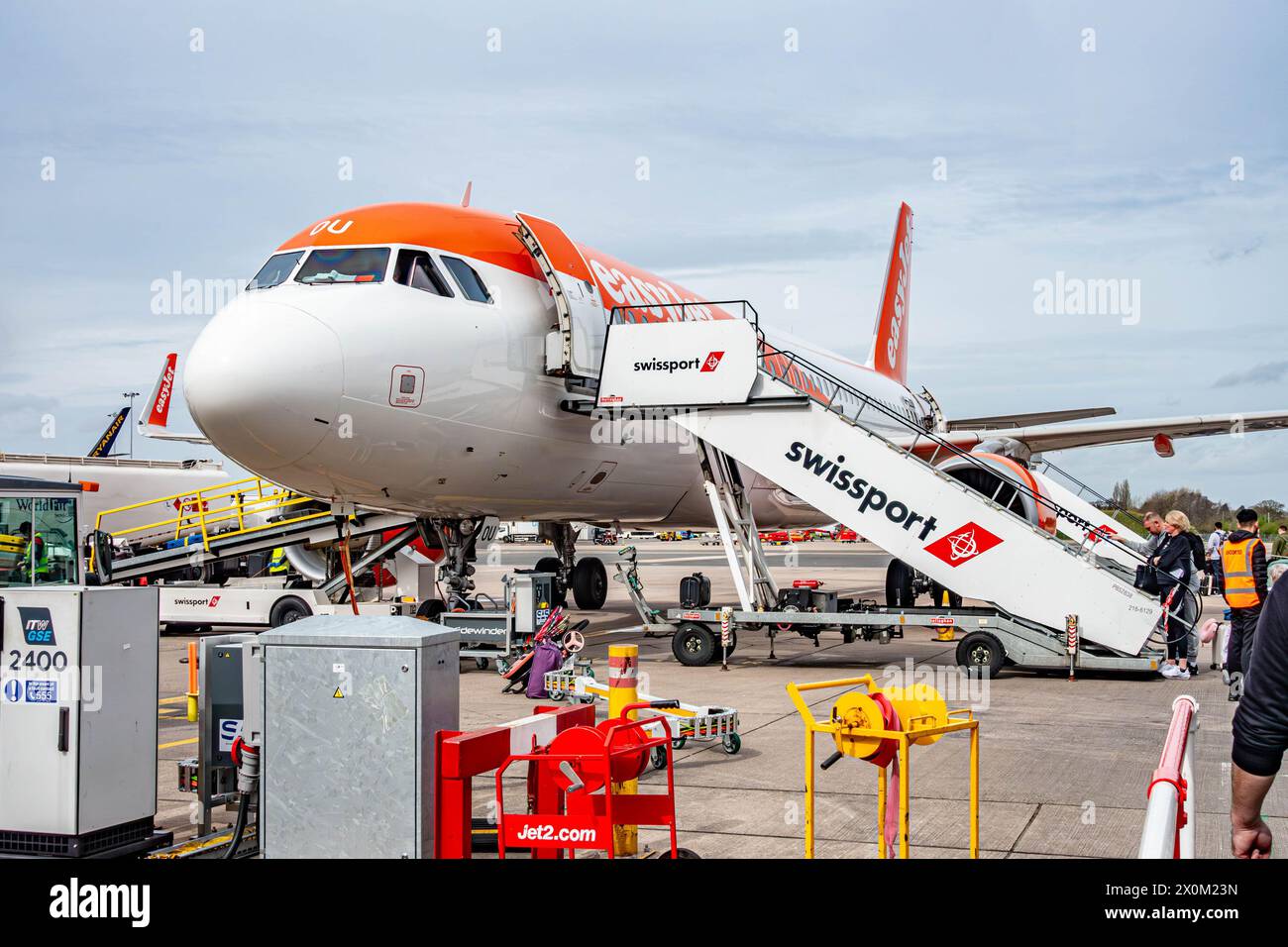 Aircraft boarding steps hi-res stock photography and images - Alamy