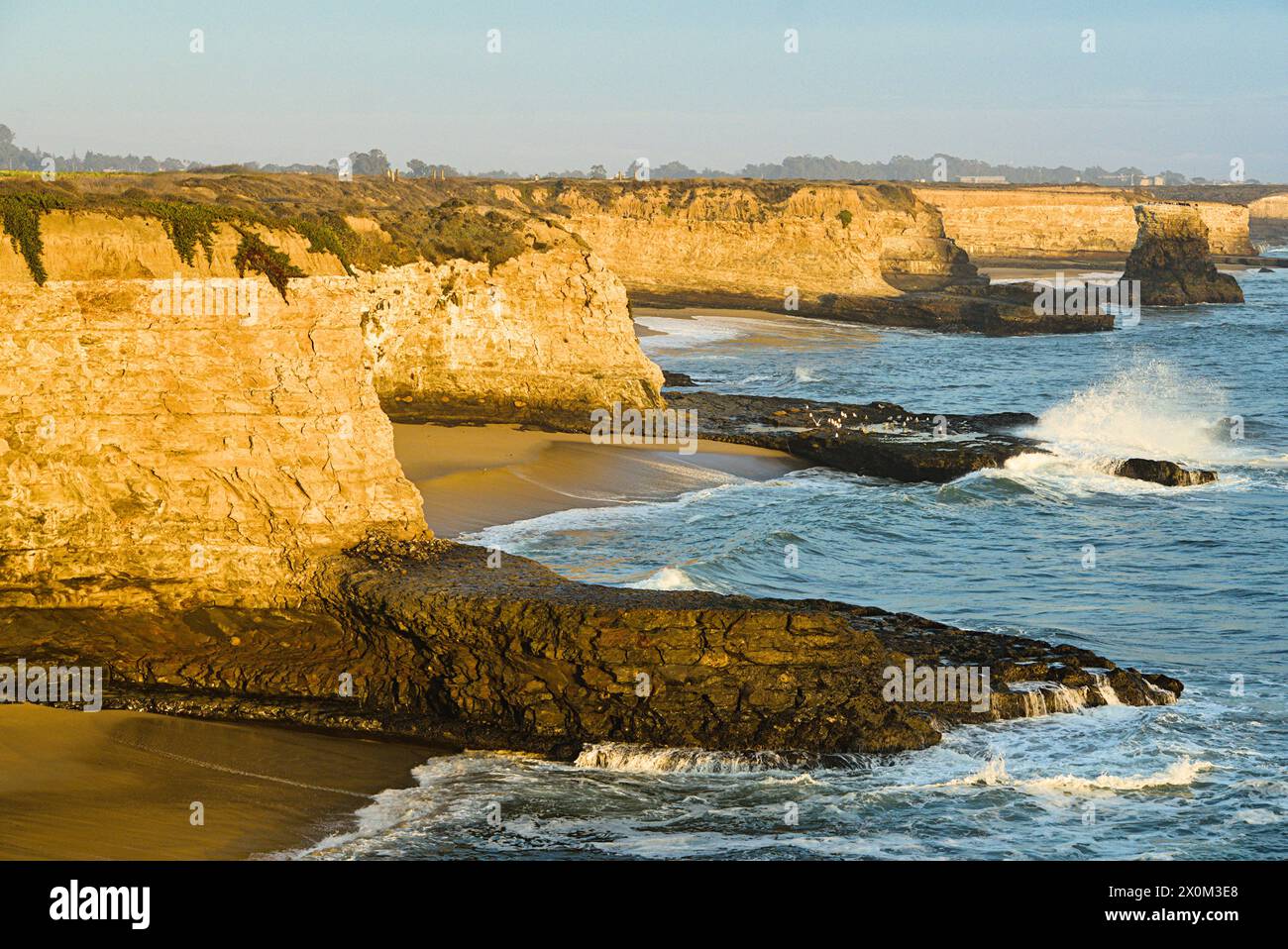 Coastal ranch hi-res stock photography and images - Alamy