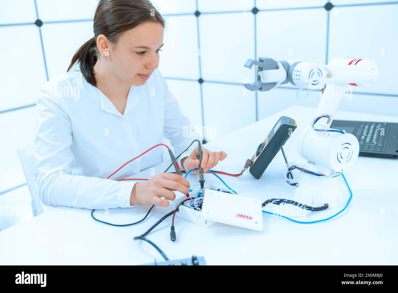 Robotics systems hi-res stock photography and images - Alamy