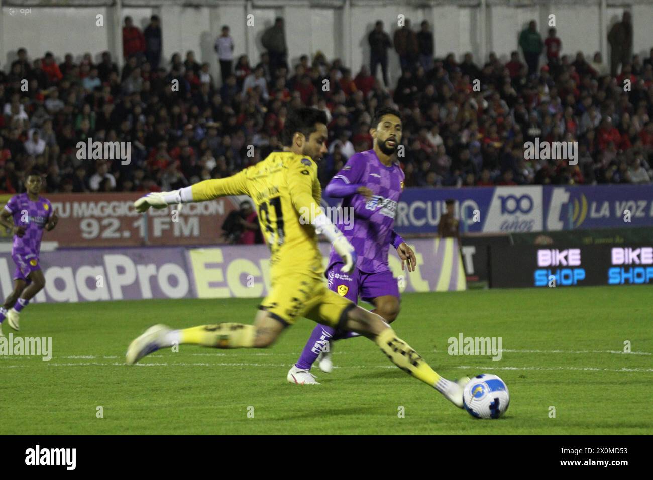 FBL-LIGAPRO-CUENCA-AUCAS Cuenca,Ecuador 12 de abril del 2024 En la ...