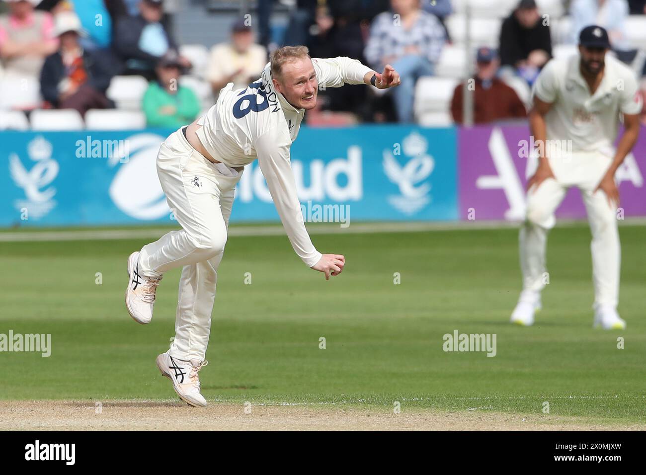 Matt Parkinson in bowling action for Kent during Essex CCC vs Kent CCC ...