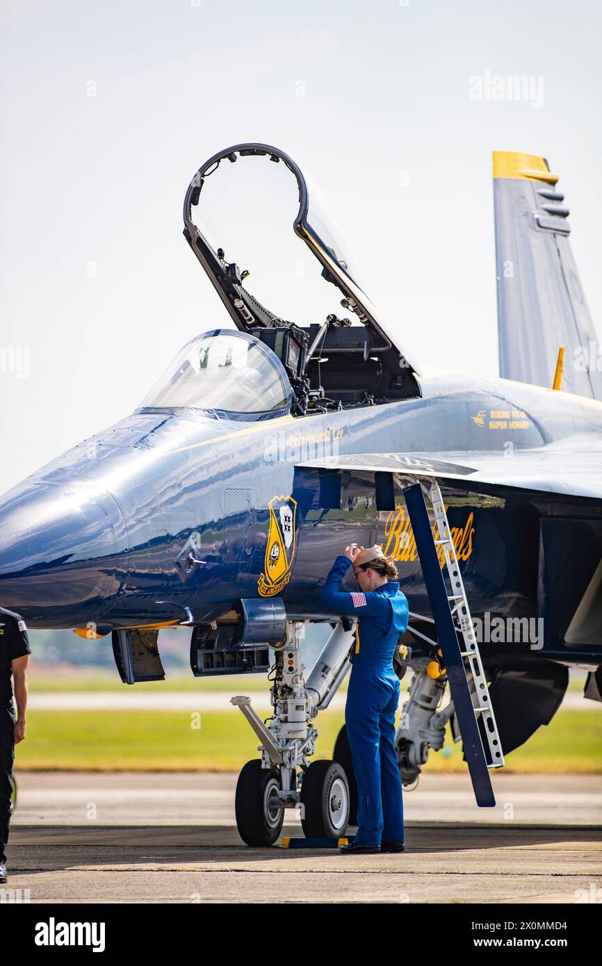 U.S. 07th Apr, 2024. Navy Flight Demonstration Squadron Blue Angels ...