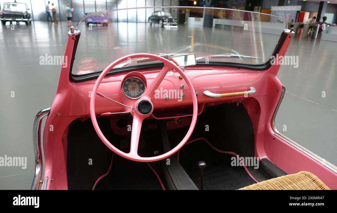 Pink dashboard hi-res stock photography and images - Alamy
