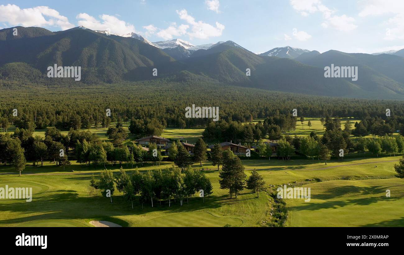 Aerial left right panoramic footage hi-res stock photography and images ...