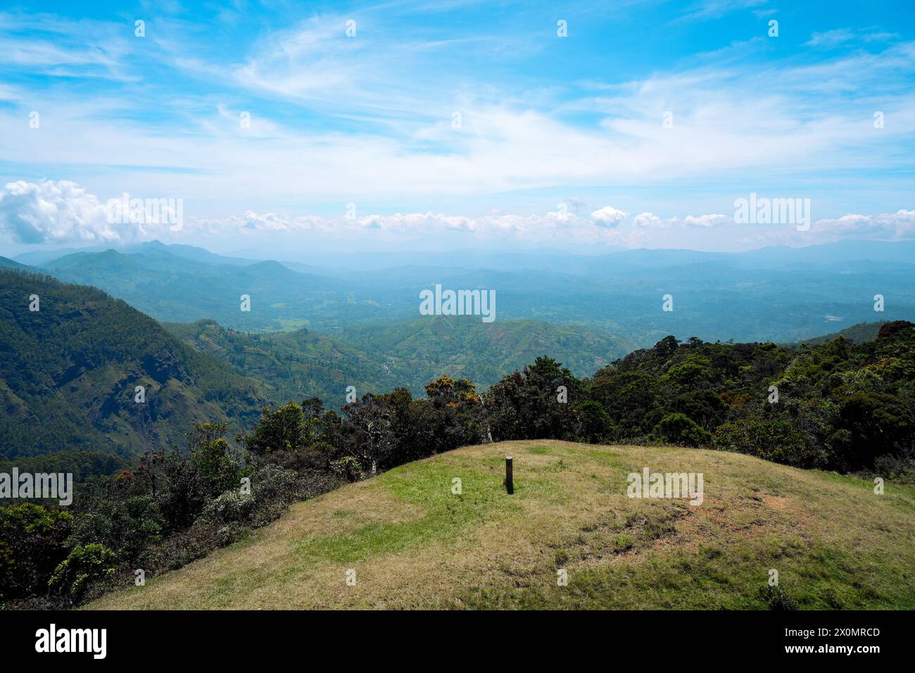 Blue sky view of Moon Plains with end of mountain Sri Lanka Nuwara ...