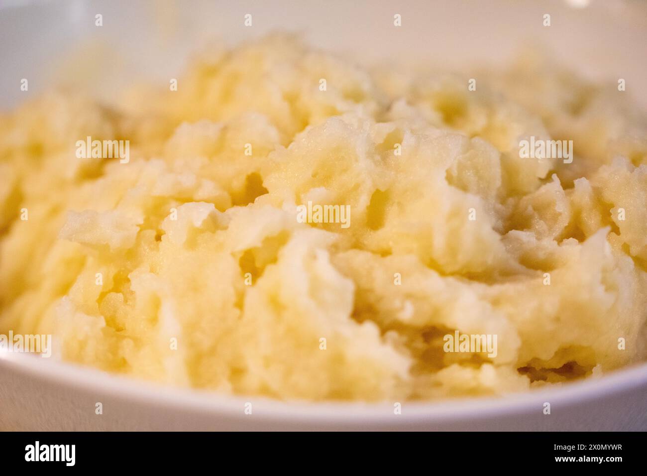 Mashed buttery potatoes hi-res stock photography and images - Alamy