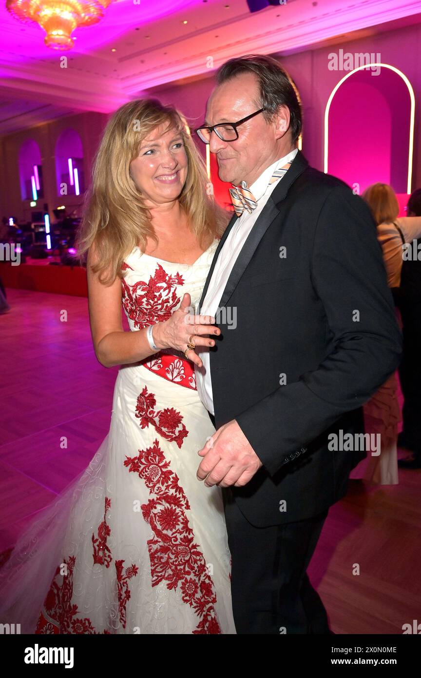 Nanna Kuckuck mit Dirk Ullmann beim 71. Bundespresseball 2024 im Hotel ...