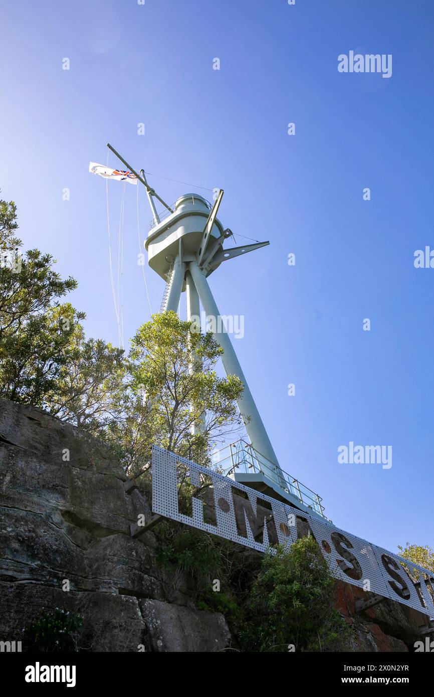 The HMAS Sydney I Memorial Mast commemorates those who served in the ...