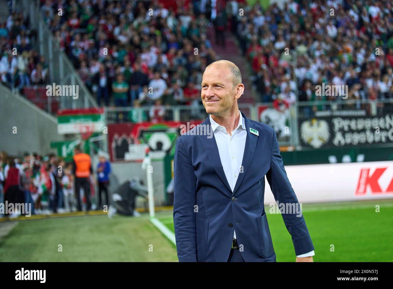 Jess Thorup, FCA coach, team manager, in the match FC AUGSBURG - 1. FC ...