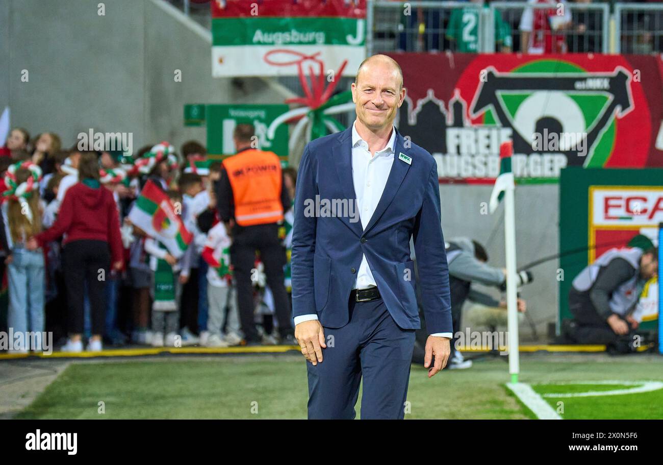 Jess Thorup, FCA coach, team manager, in the match FC AUGSBURG - 1. FC ...