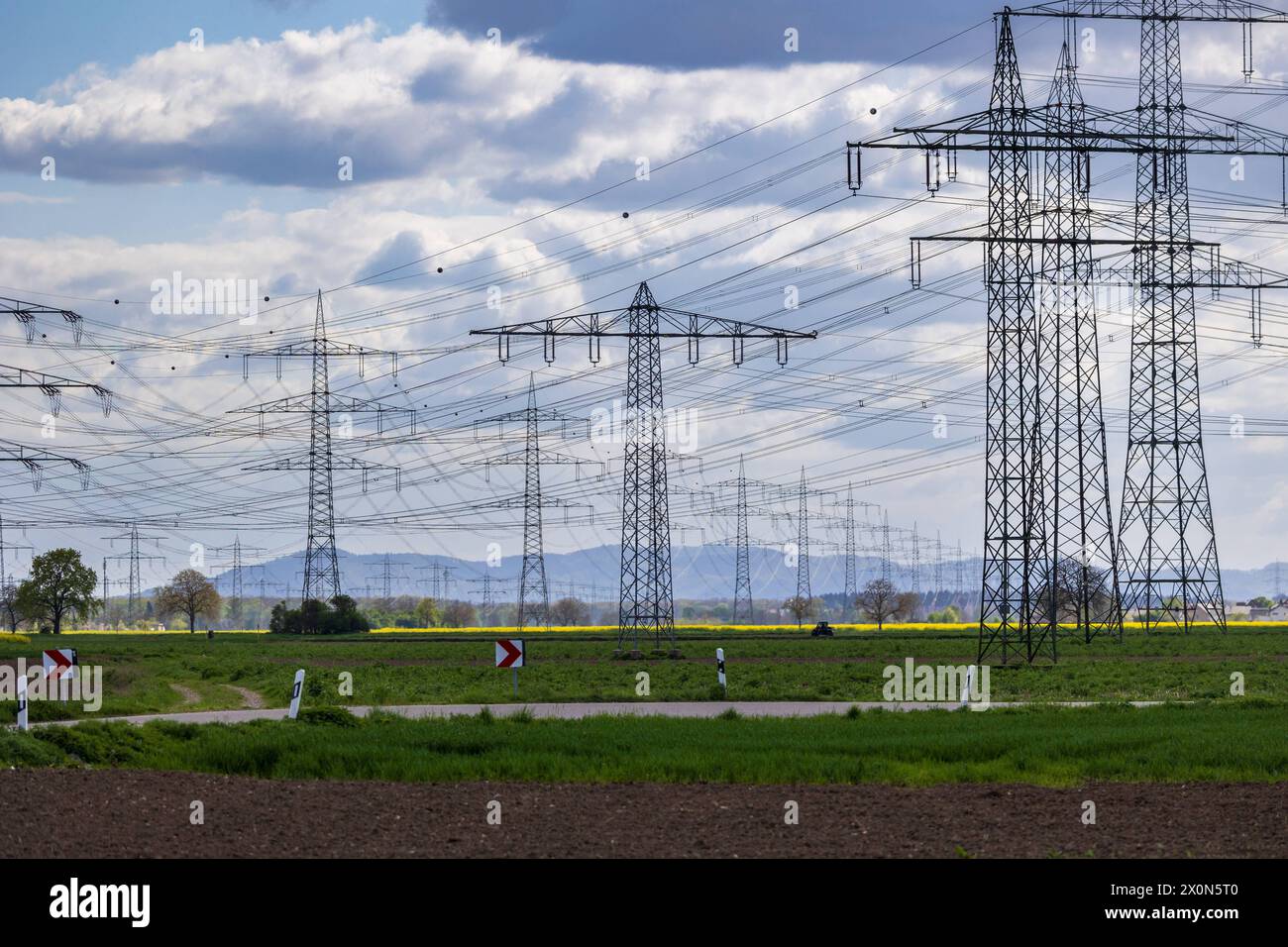 Deutsches stromnetz hi-res stock photography and images - Alamy