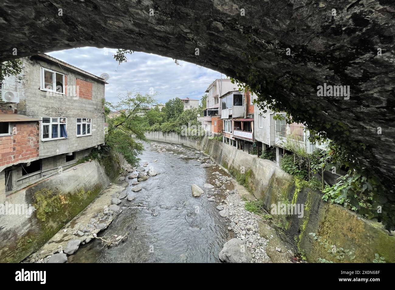 Building and river in Kemalpasha town near Sarp, Turkey Stock Photo - Alamy