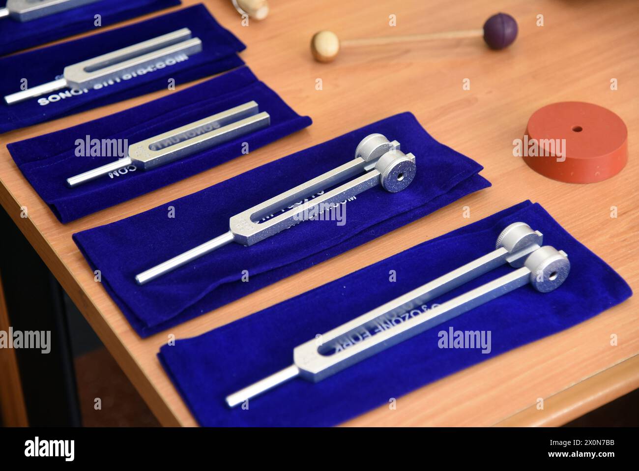 Sonotherapy session hi-res stock photography and images - Alamy