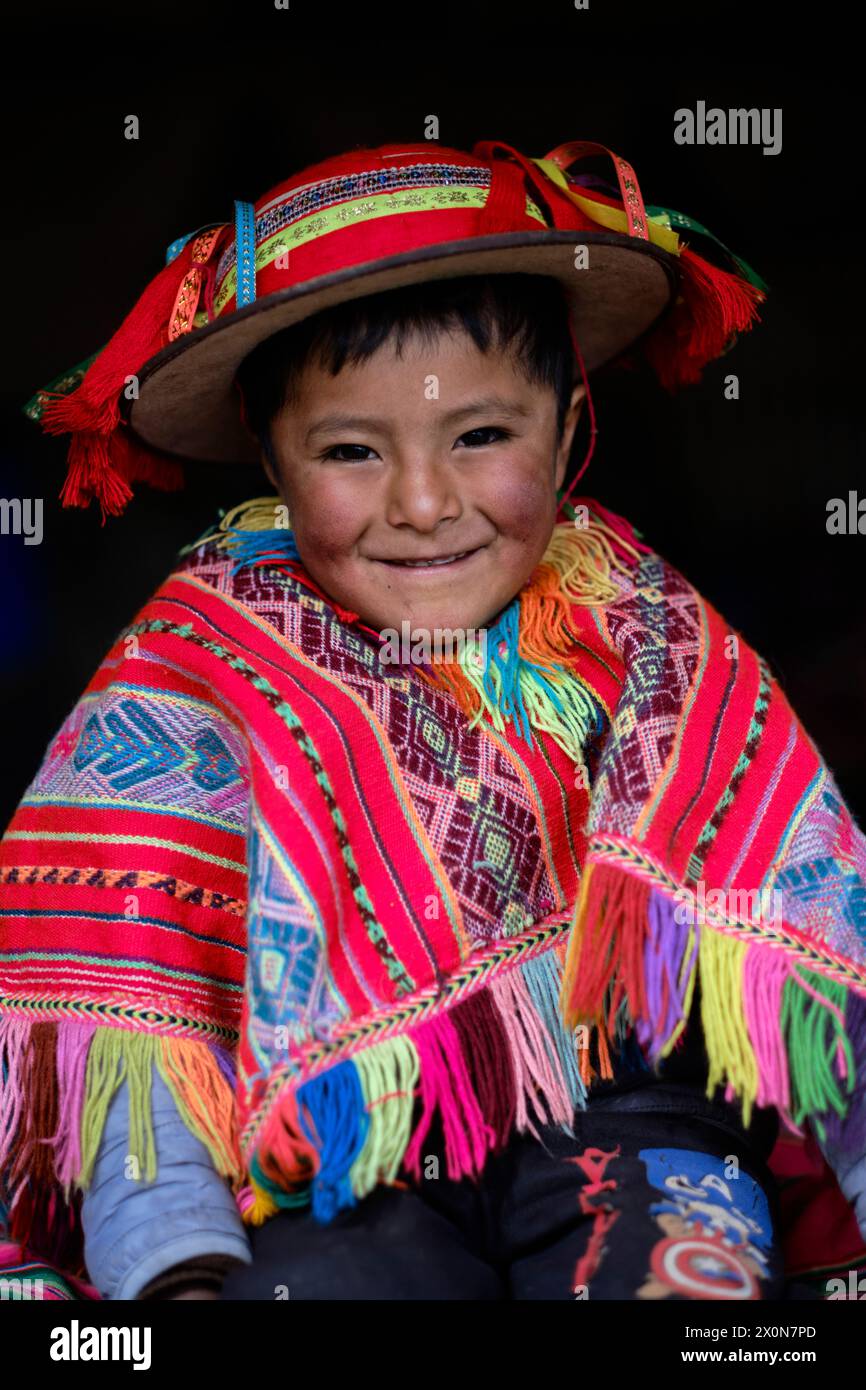 Peru, province of Cuzco, Sacred Valley of the Incas, community of the ...