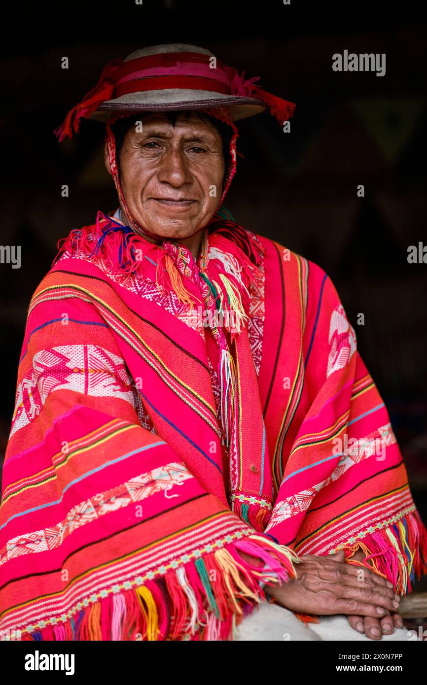 Peru, province of Cuzco, Sacred Valley of the Incas, community of the ...