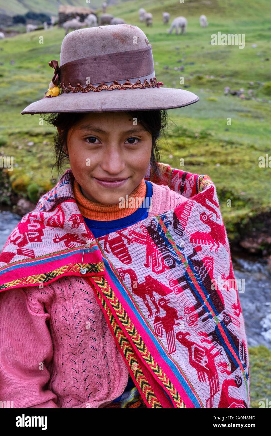 Peru, province of Cuzco, Sacred Valley of the Incas, community of the ...
