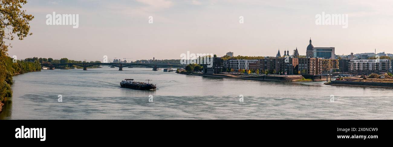 Aerial view riverside cityscape mainz hi-res stock photography and ...