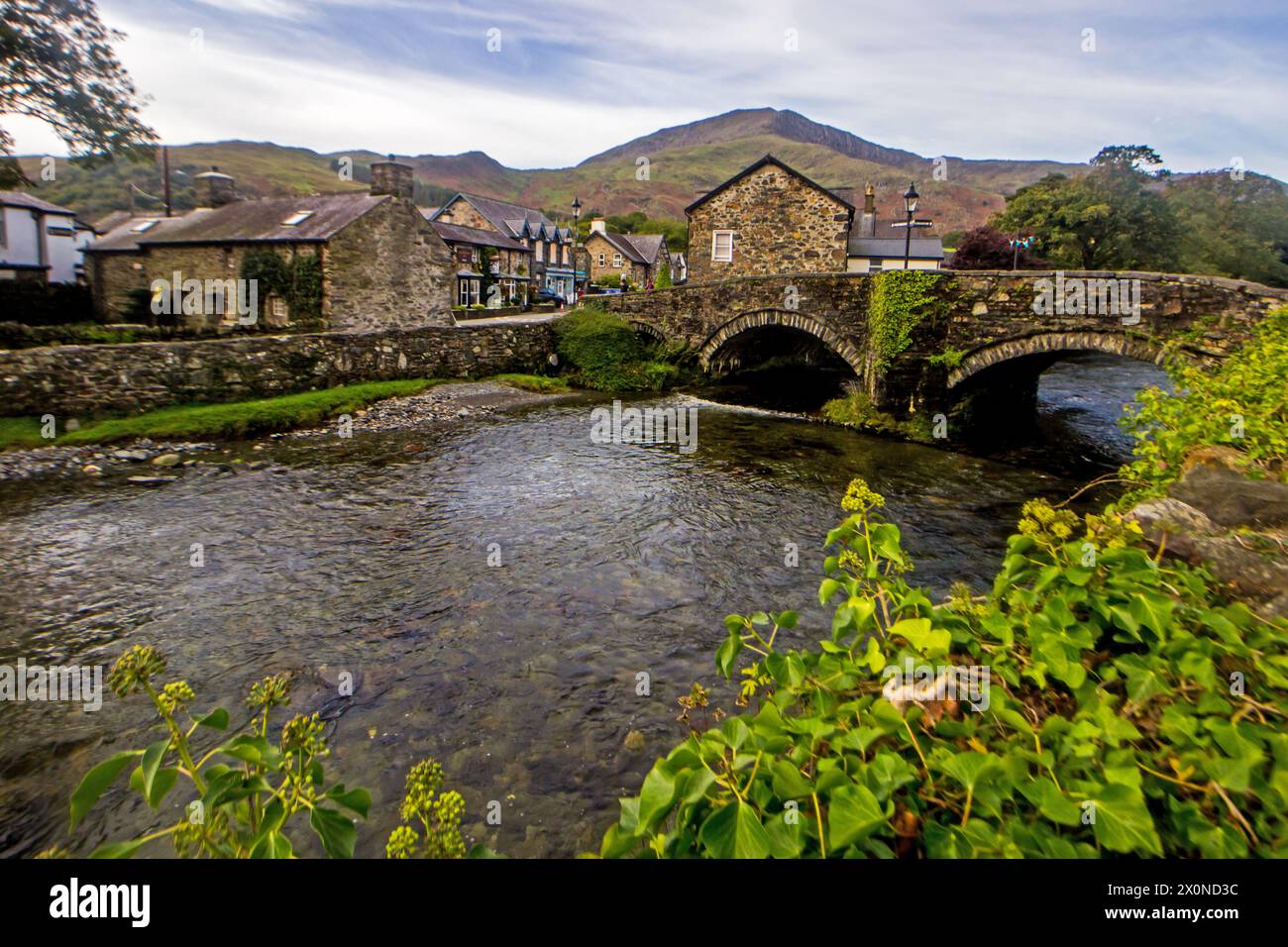 Postcard of the vine arch bridge hi-res stock photography and images ...