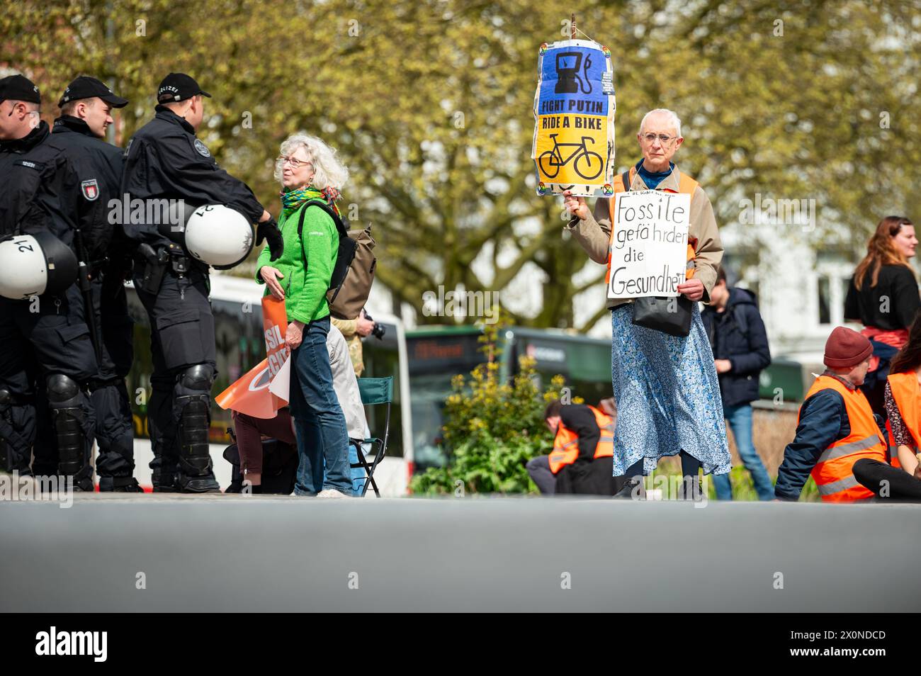 Hamburg, Germany. 13th Apr, 2024. Members of the "Last Generation ...