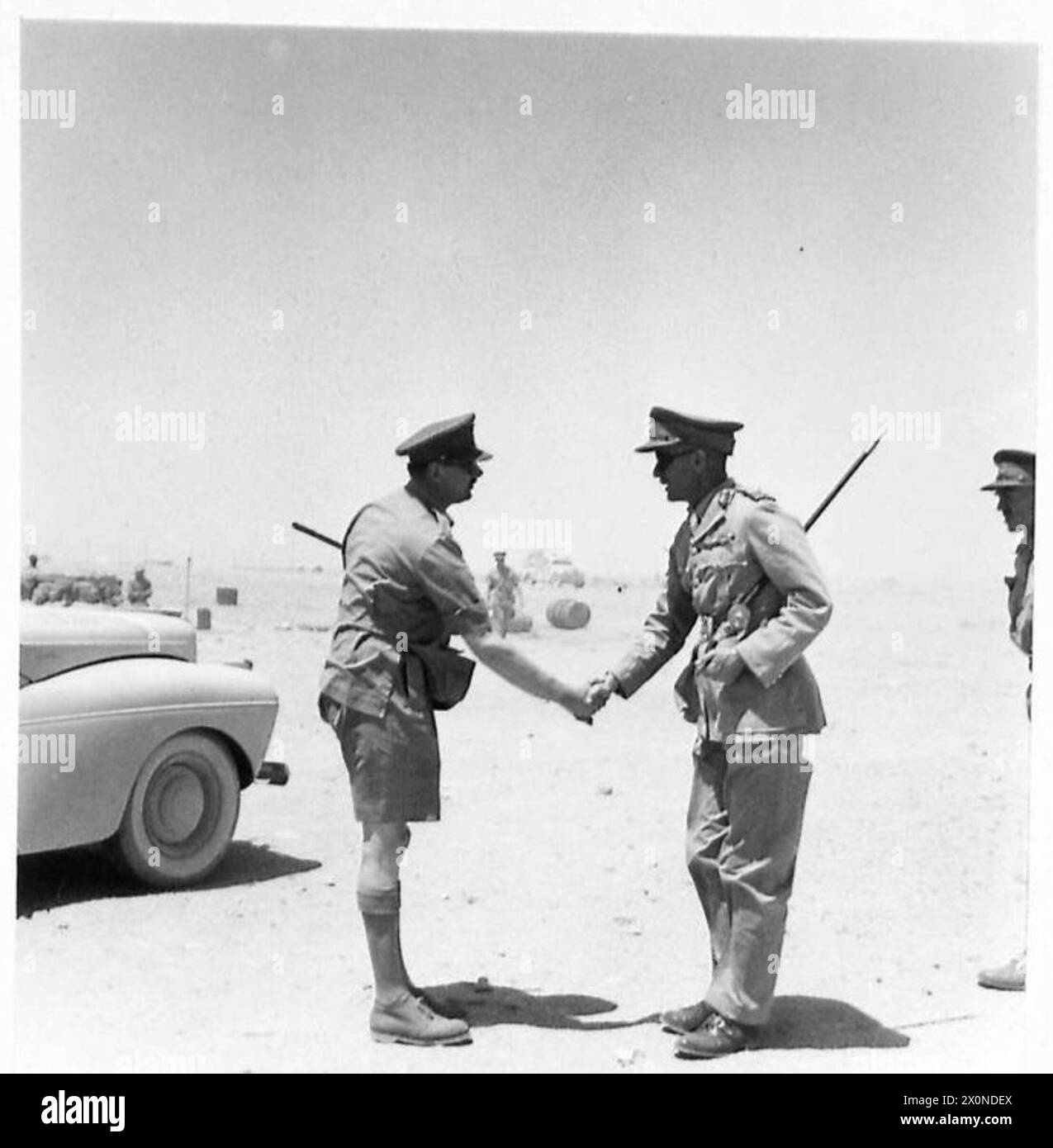 H.R.H. THE DUKE OF GLOUCESTER VISITS THE WESTERN DESERT - The Duke ...