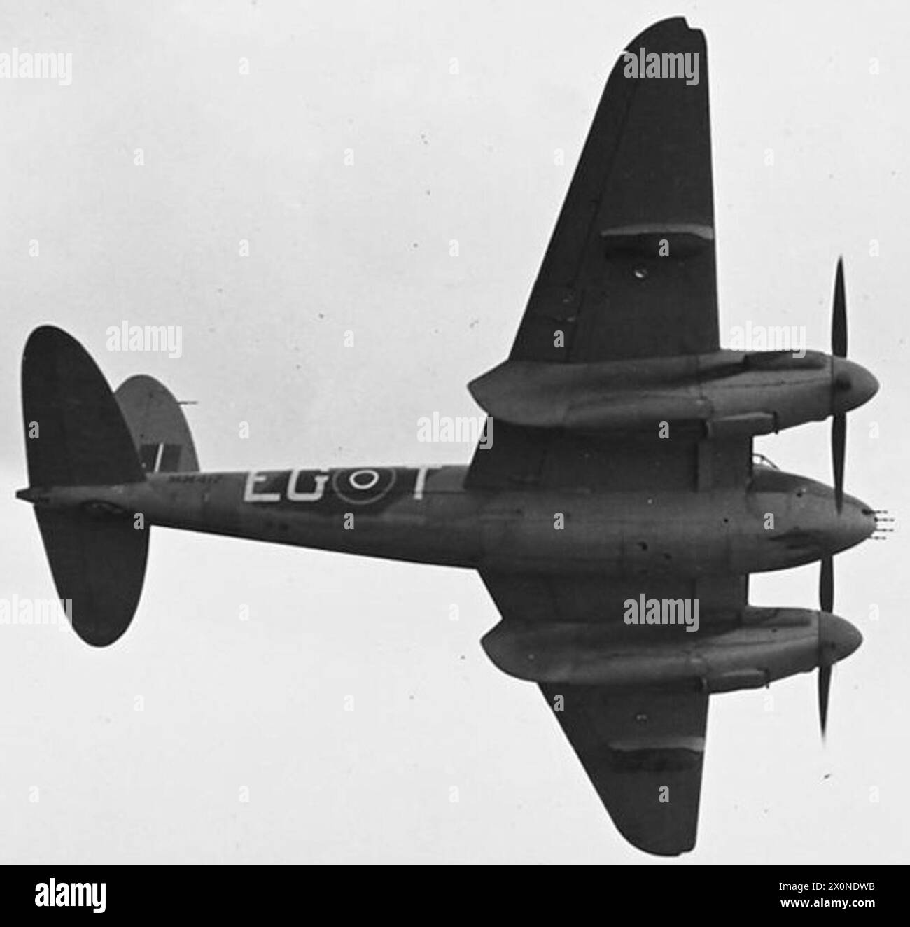 R.A.F. AIRCRAFT TYPES : THE MOSQUITO FIGHTER BOMBER - For introduction ...