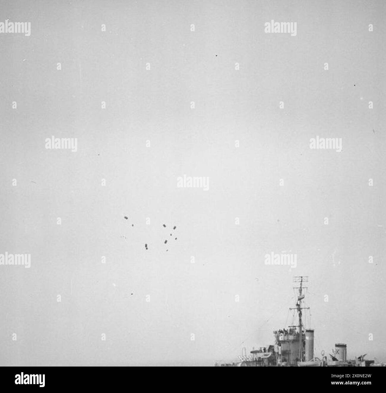 EXPERIMENTAL TESTS OF NEW DEPTH CHARGE THROWERS. 27 JULY 1941, ON BOARD ...
