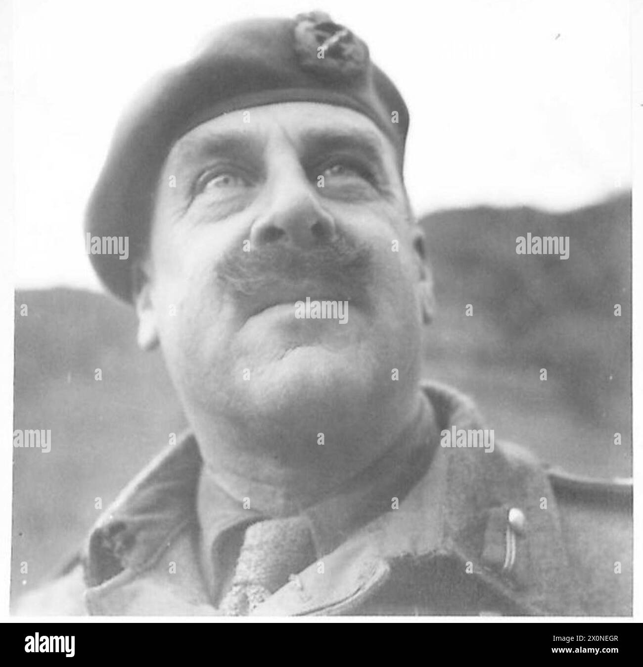 FIFTH ARMY : BRITAIN'S FIRST SOLDIER IN FIFTH ARMY - Major General ...