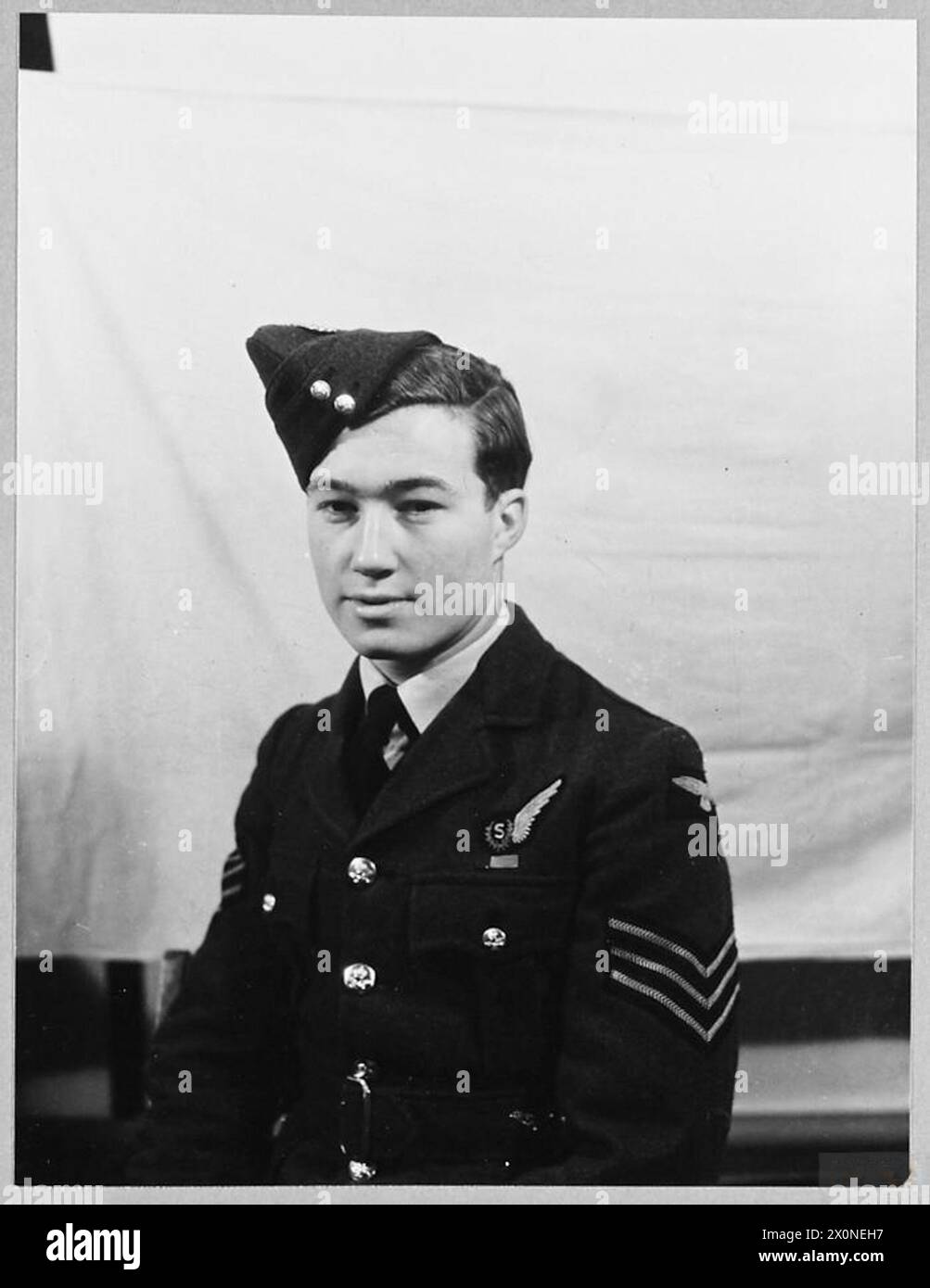 SERGEANT A. PAYNE OF KETTERING, NORTHANTS, - [wireless operator] R.A.F ...