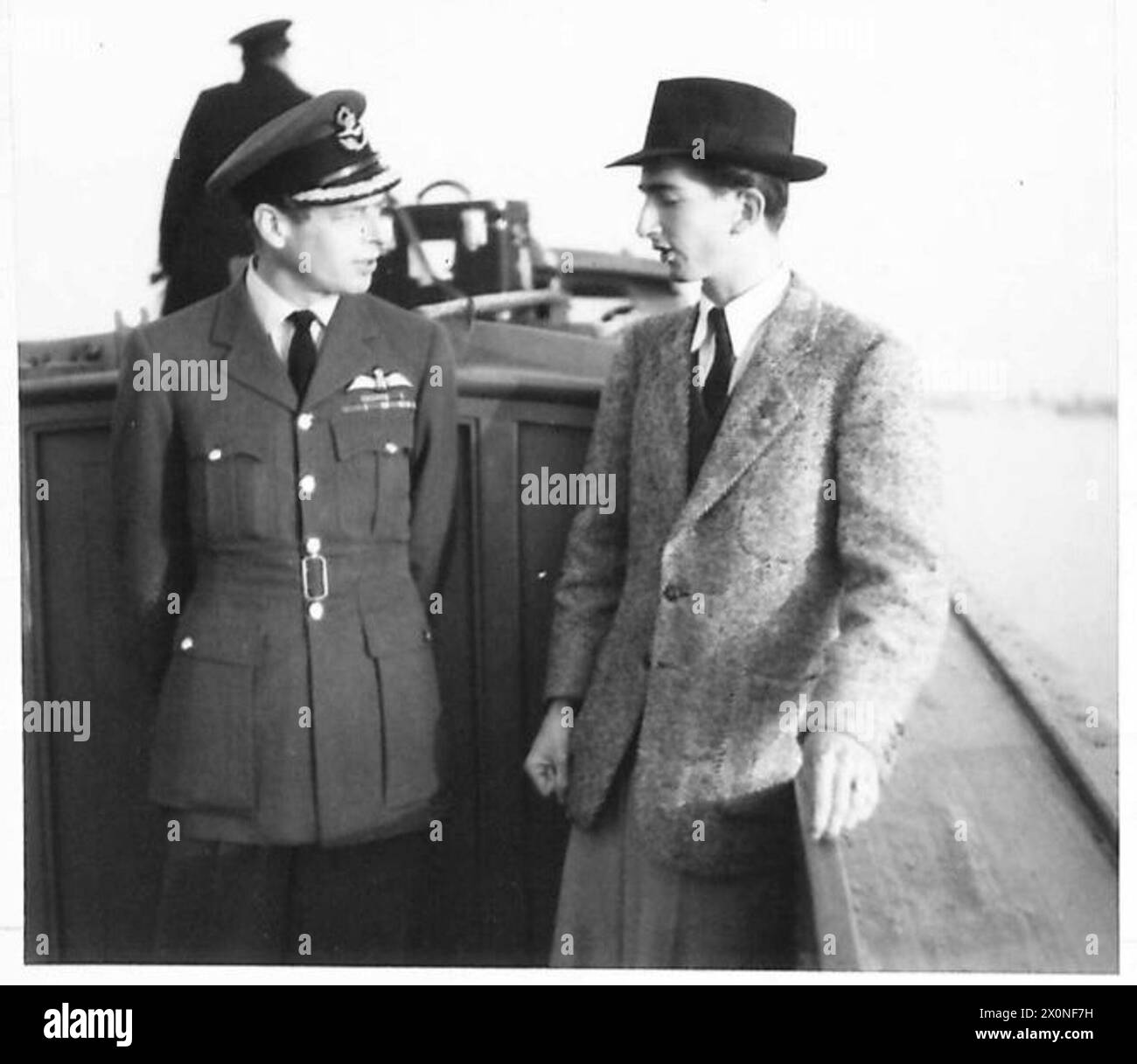 England flying boat hi-res stock photography and images - Alamy
