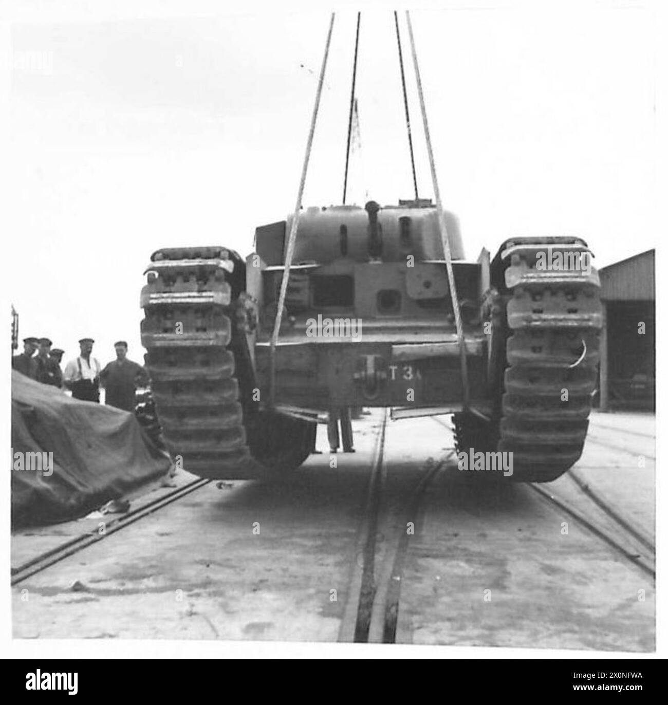 Load transfer device Black and White Stock Photos & Images - Alamy