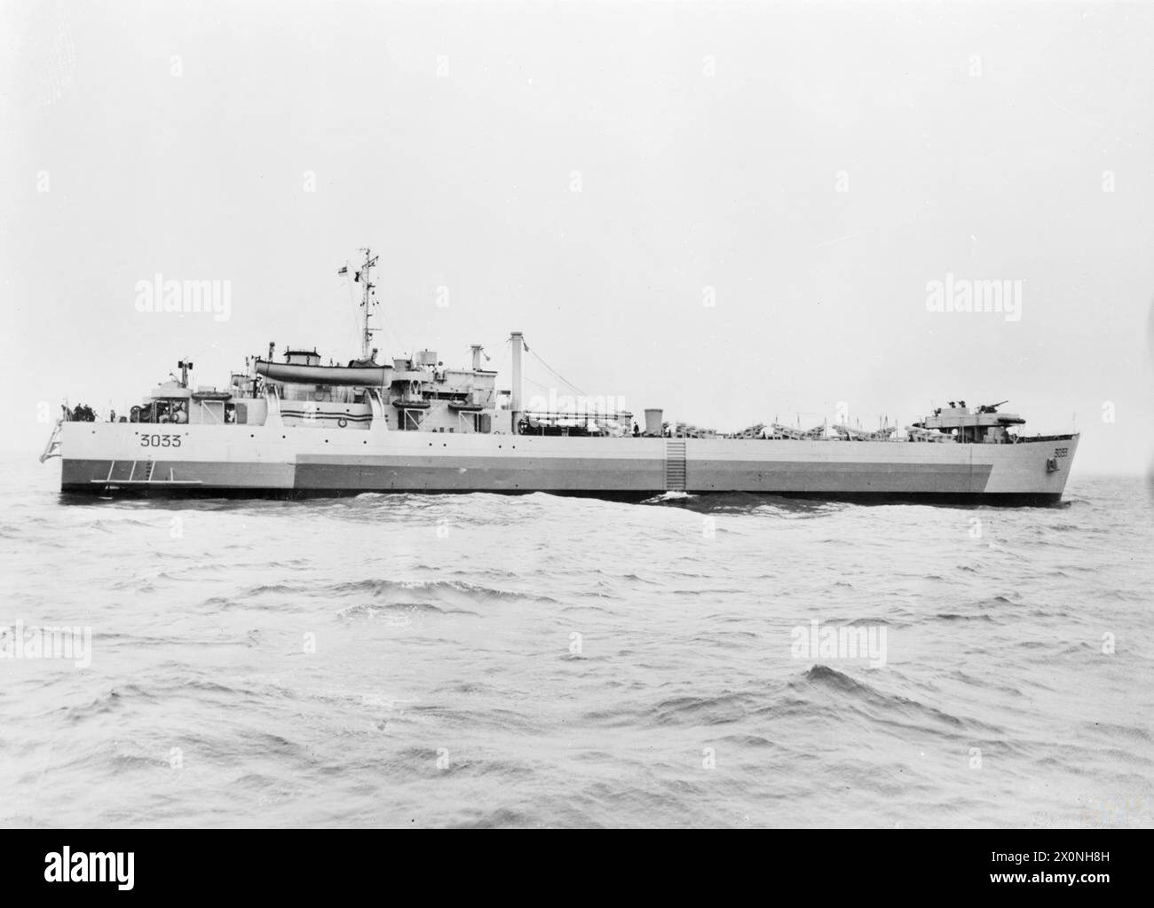 Landing ship, tank (lst) hi-res stock photography and images - Alamy