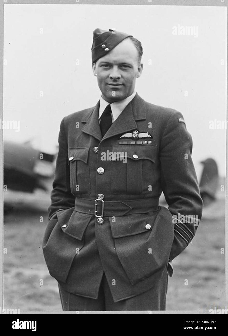 PERSONNEL OF THE CITY OF BOMBAY SQUADRON R.A.F. - Sir Stanley Reed, M.P ...