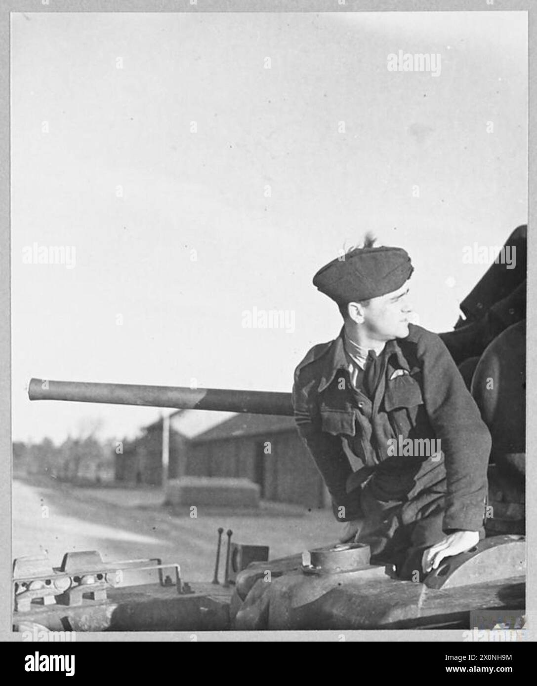 An RAF sergeant pilot experienced tank operation by sitting in a tank ...