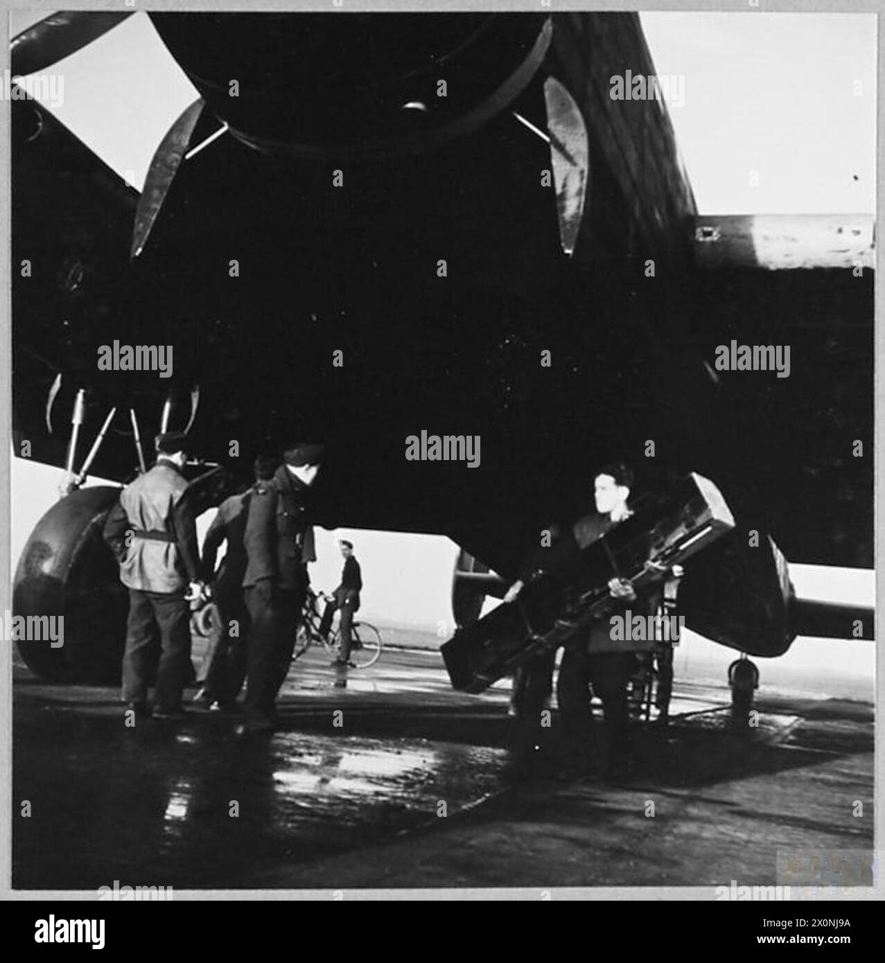 R.A.F. MEN WHO BOMBED BERLIN - Men of the R.A.F. crews who took part in ...