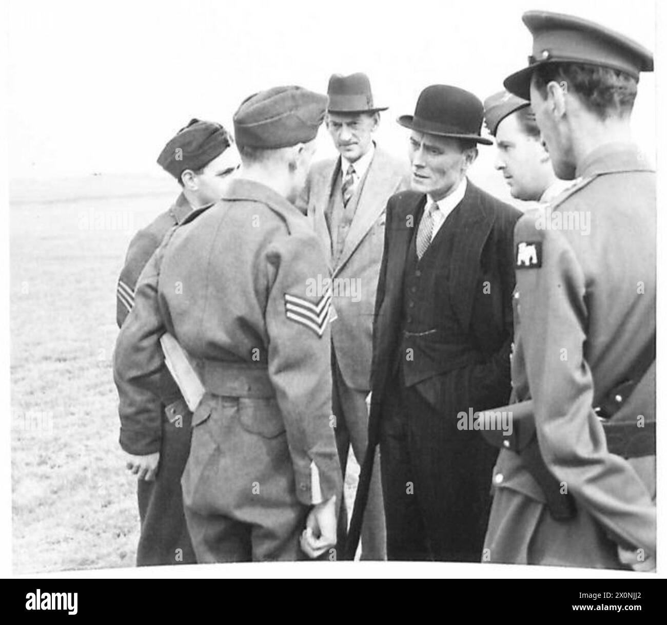 Arrival of secretary of war hi-res stock photography and images - Alamy