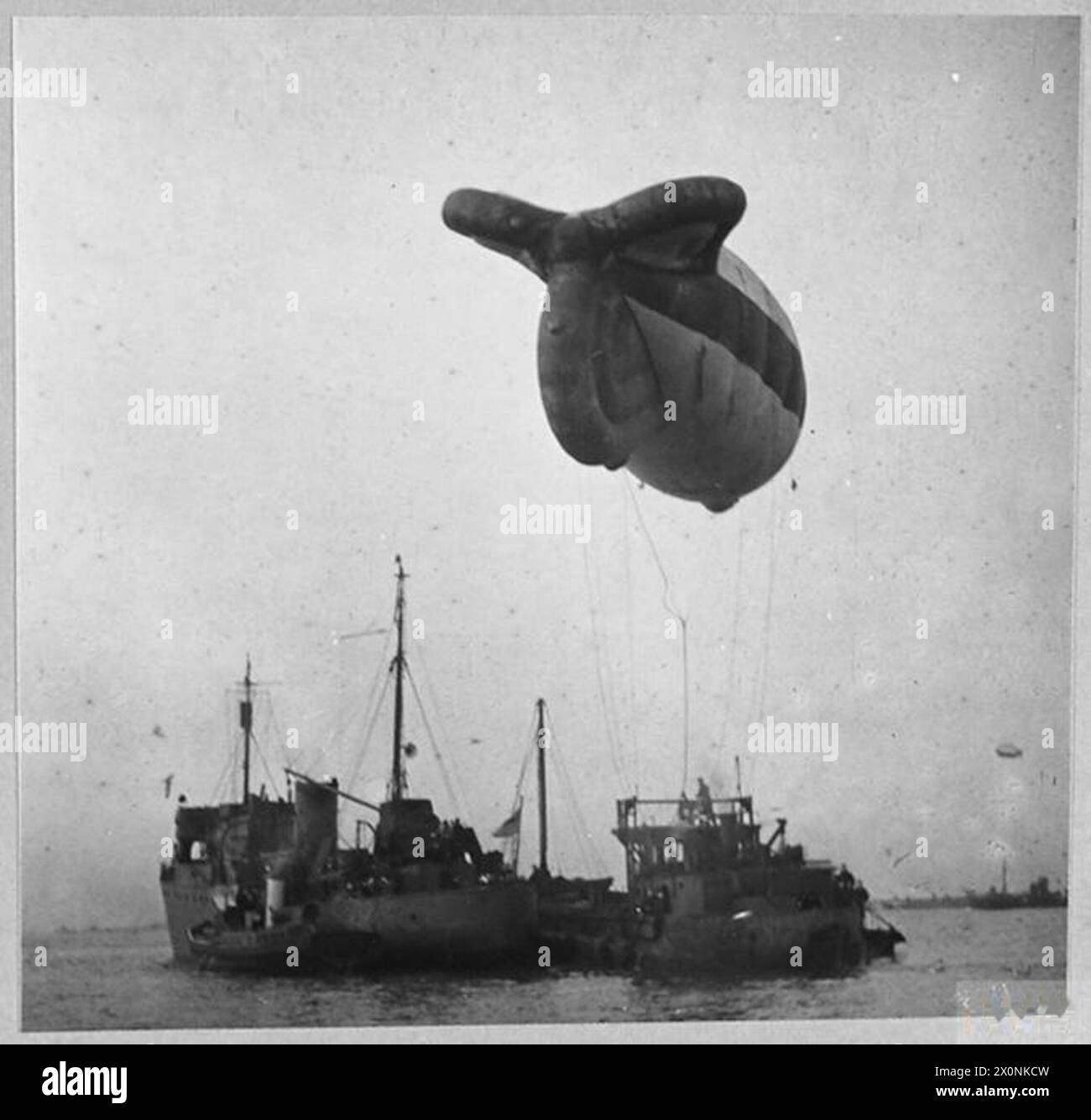 BALLOON PROTECTION FOR CHANNEL CONVOYS - For story see CH.4940 Back in ...