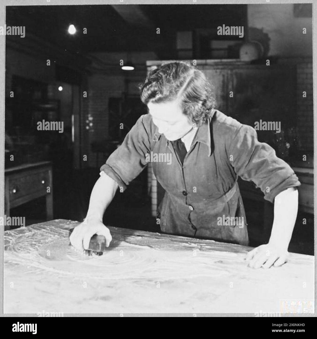 Scrubbed tables hi-res stock photography and images - Alamy