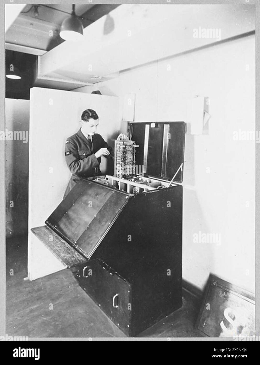 Wwii radio control room hi-res stock photography and images - Alamy