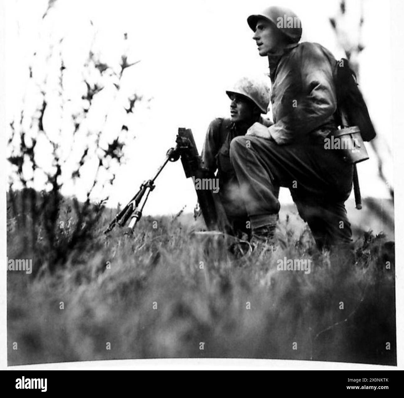 ITALY : FIFTH ARMYAMERICAN FRONT - Men of the 3 Bn. The Rangers, lay ...